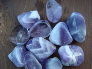 Chalcedony Gemstone: Meaning, Healing Properties, Identification