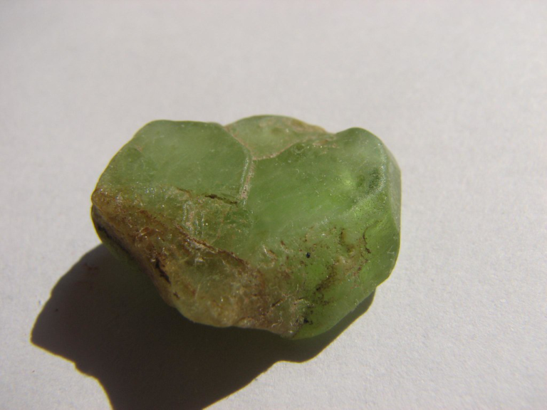 August Birthstones: Peridot, Spinel & Sardonyx Meaning, & Benefit