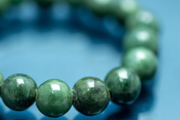 Jade Gemstone Meaning: Types, Benefits & Spiritual Power!